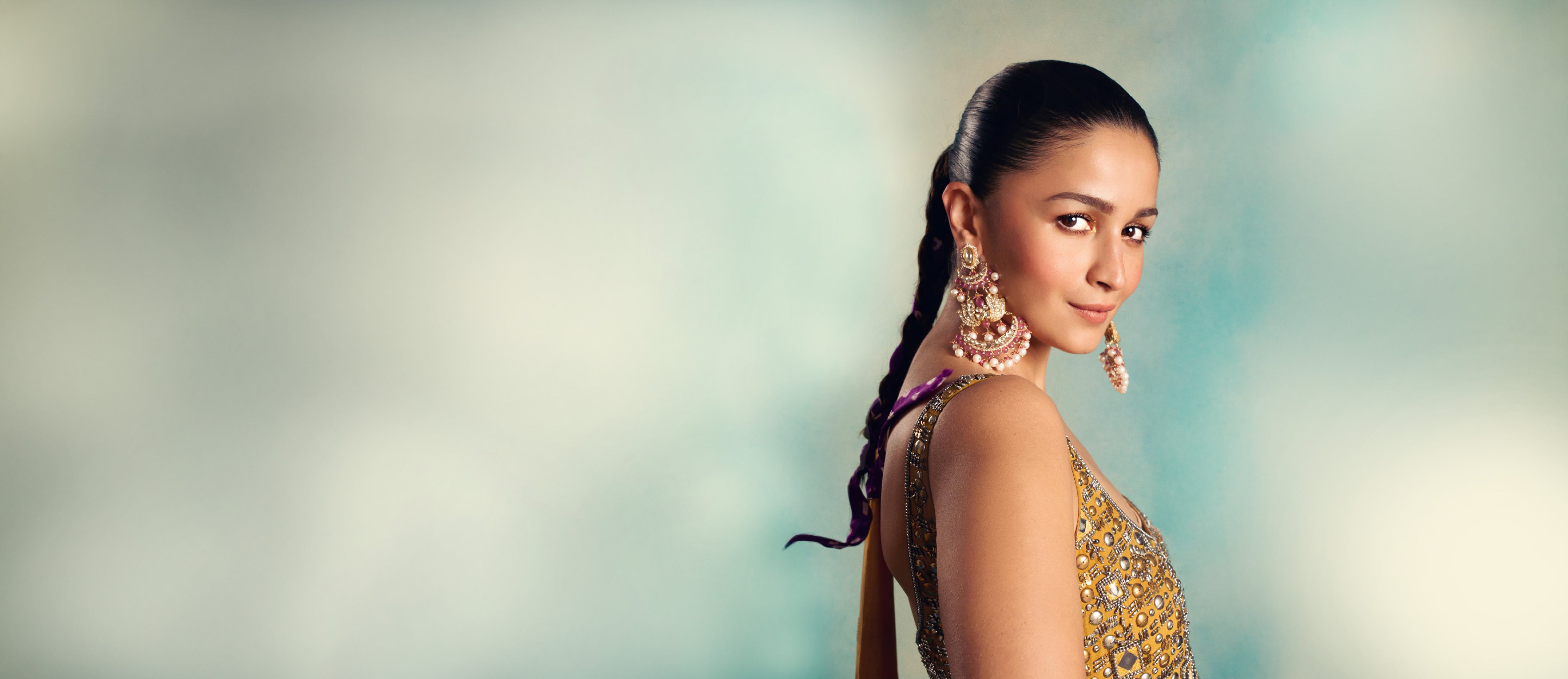 AMARIS – Fine Jewelry That Sparks Conversations