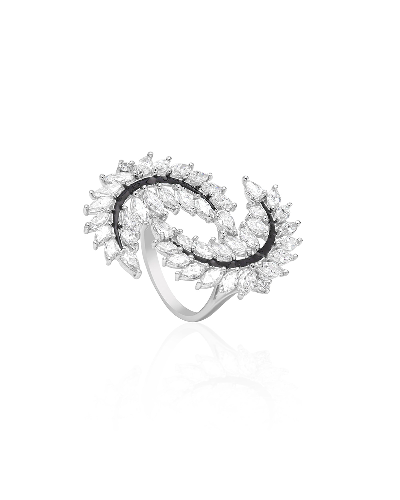 Boomerang Ring | AMARIS JEWELS | Fine Jewelry